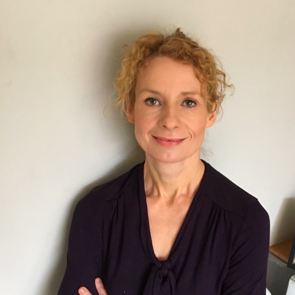 Should kids play with their food? - Veg Power